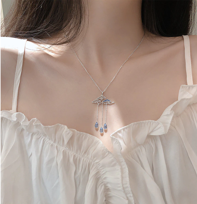 Raindrops Pendant Necklace on Luulla