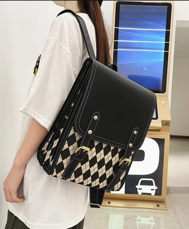 Retro Large Capacity Student School Bag on Luulla