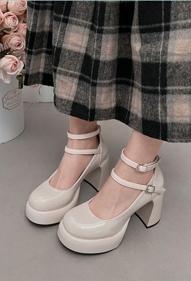 Chunky Heel Classic Double Buckle Pumps on Luulla